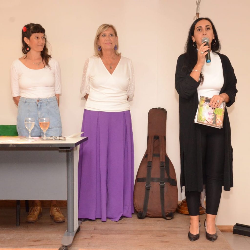 Presentación del Libro "Mi abuela Margarita" de Mabel Petrini - 12 de mayo 19 horas - Mutual M.A.S